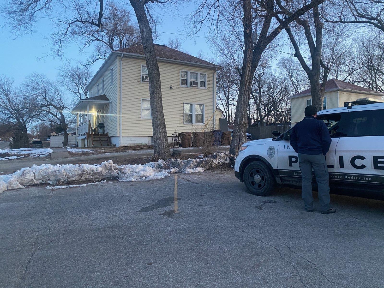 Lincoln apartment building evacuated over suspected explosives