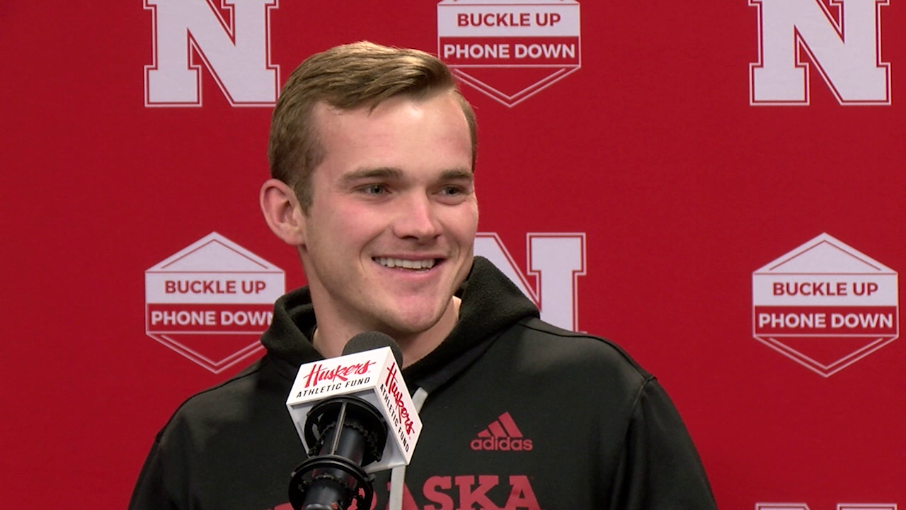 Garrett McGuire uses Honey Buns, Pop-Tarts to help build comradery with ...