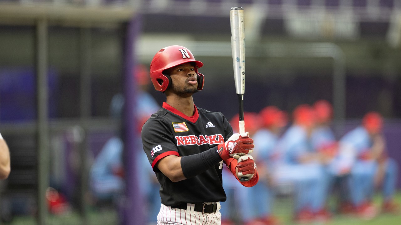 Huskers Fall to No. 4 Ole Miss on Sunday