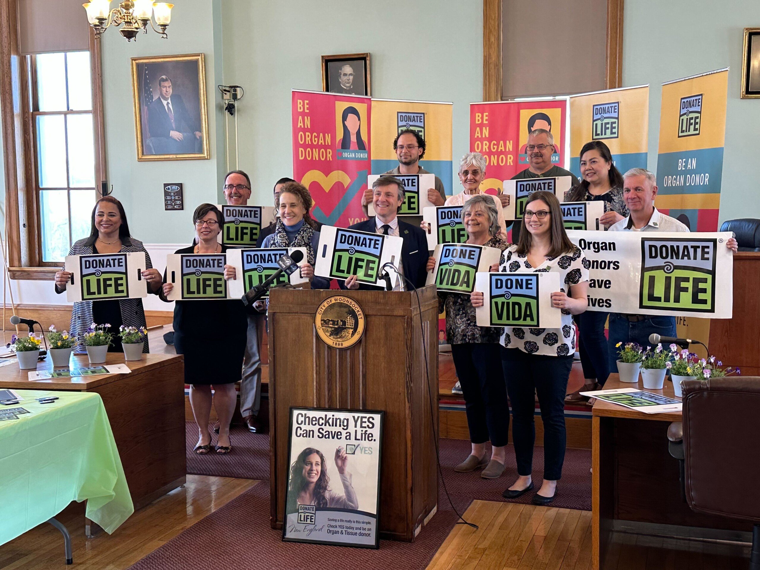 Woonsocket mayor ‘conscious and alert’ after collapsing during organ ...