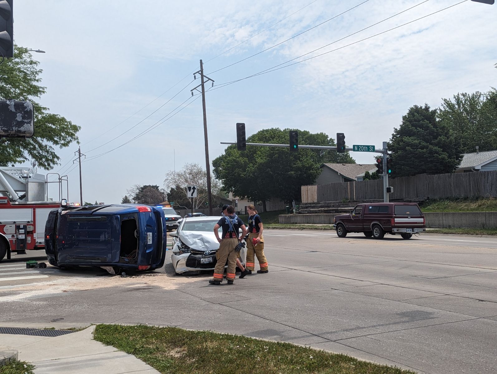 One trapped inside van after rollover crash in north Lincoln