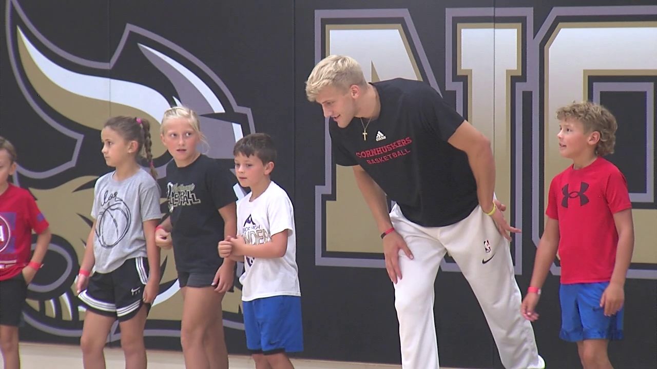 Sam Griesel hosts inaugural Sammy Hoops basketball camp