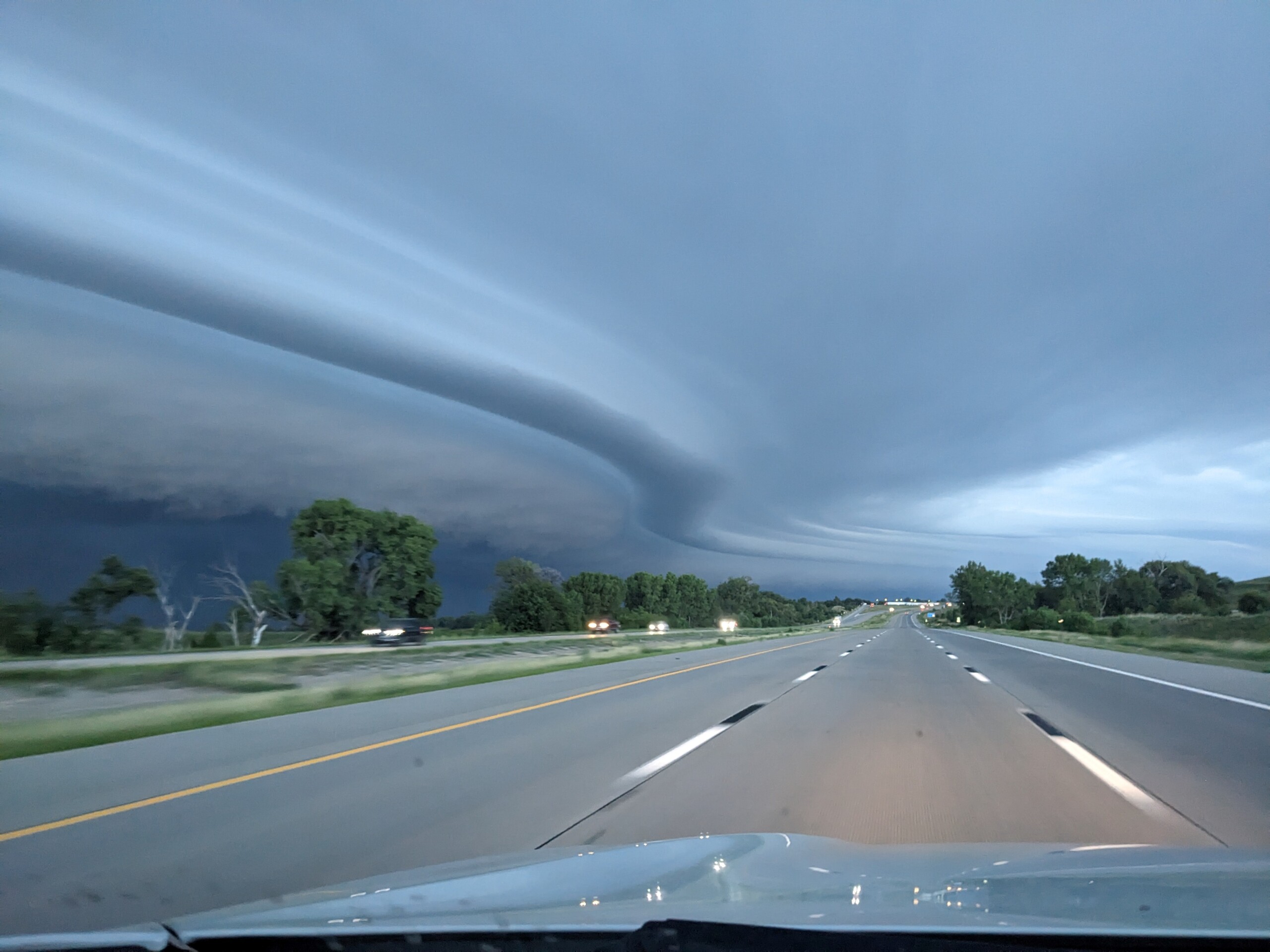 Nebraska hit by 80 mph winds, possible tornadoes
