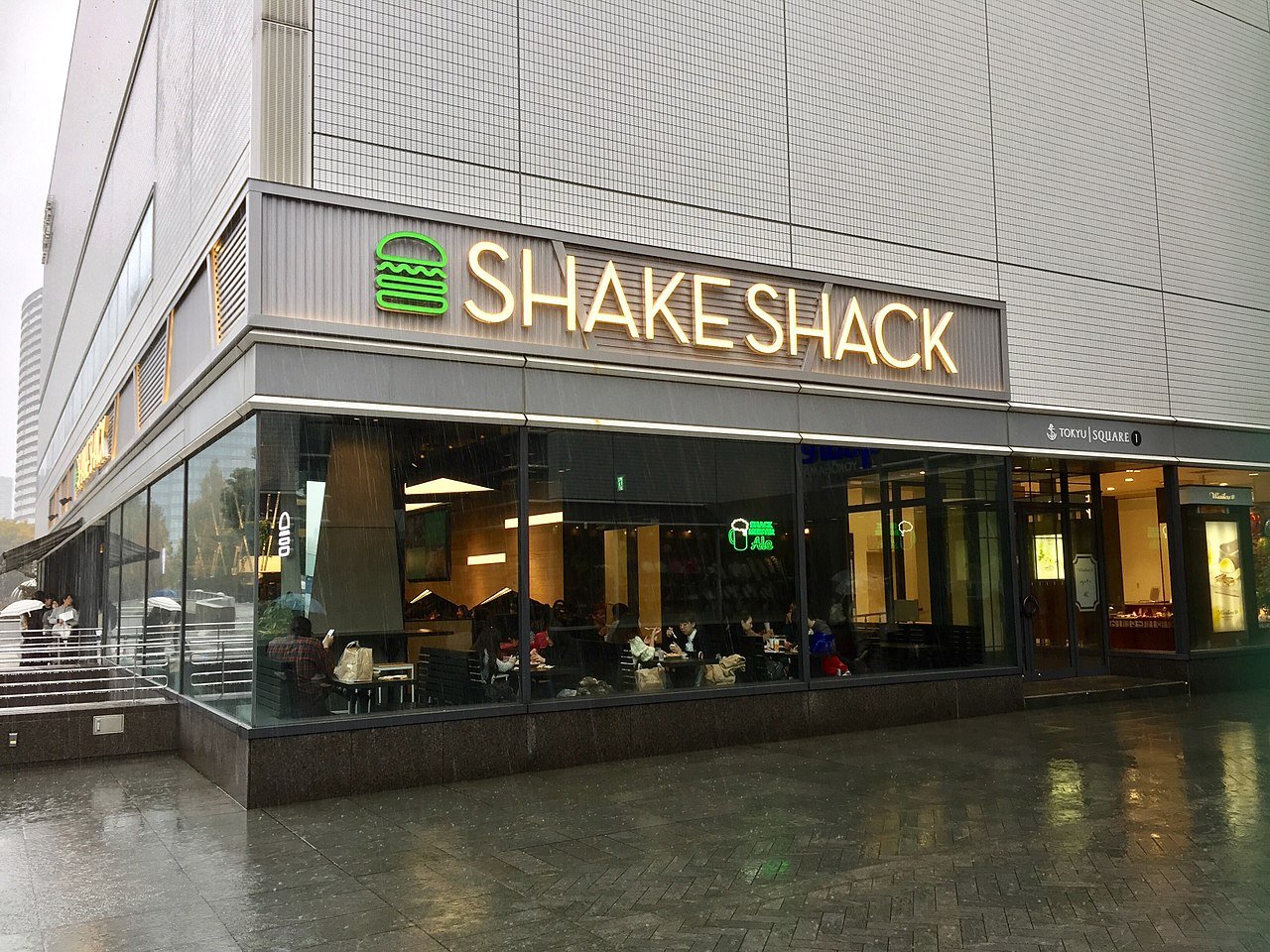 Shake Shack looking to hire an 'Avocado Aficionado' for a special new ...