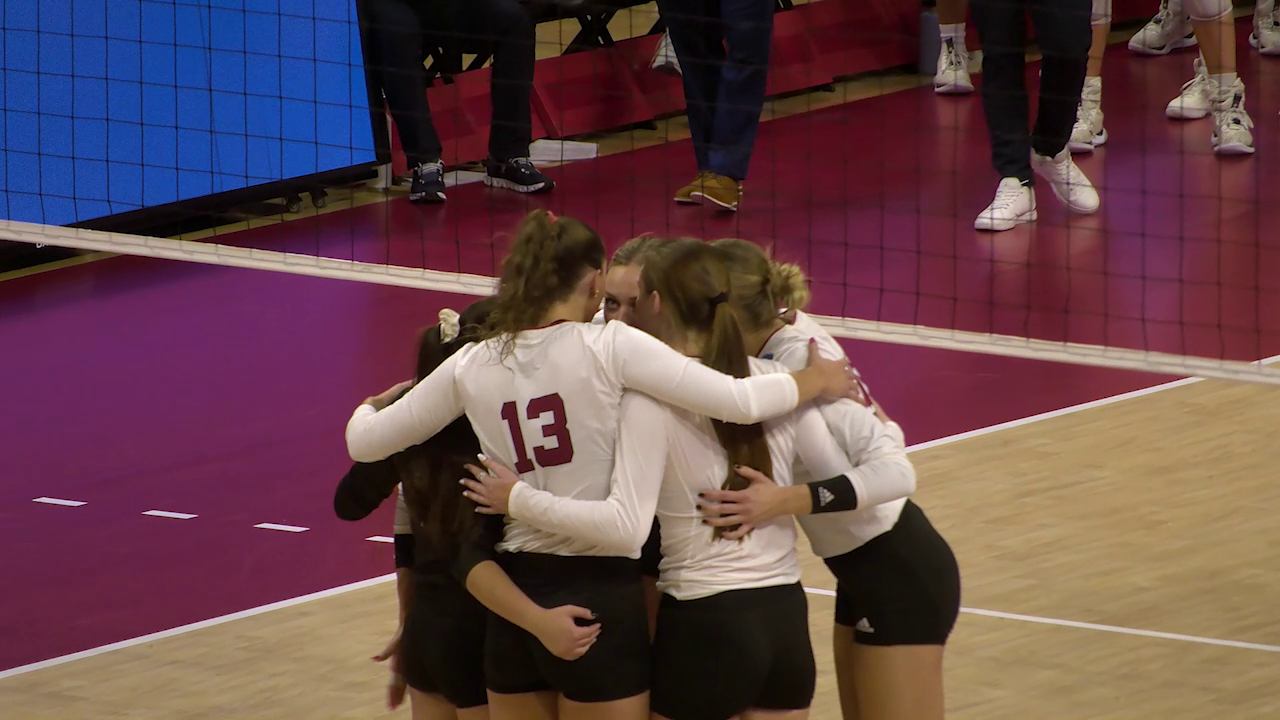 Nebraska volleyball stomps Yellow Jackets in regional match