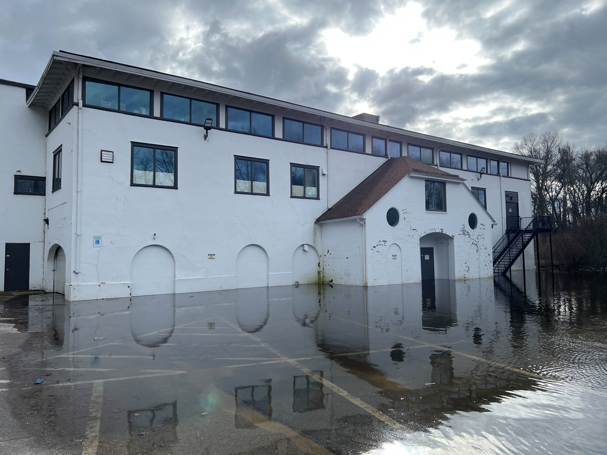 All eyes on Rhode Island rivers as water levels continue to rise
