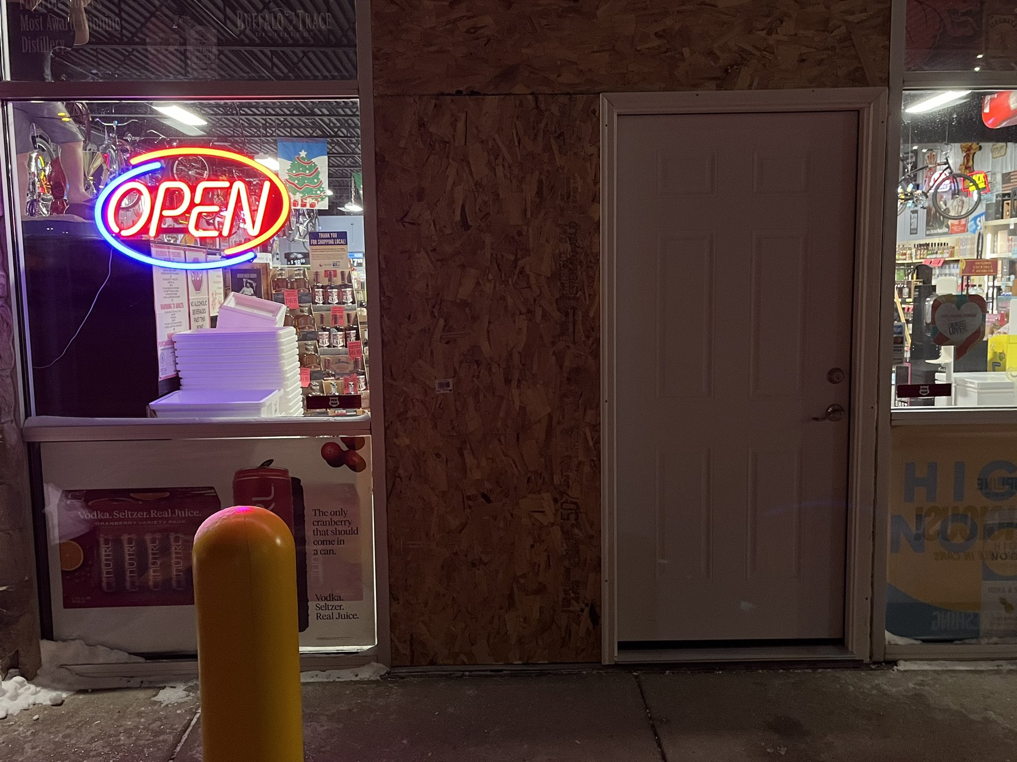 Lincoln liquor store damaged in skid loader rampage is back open