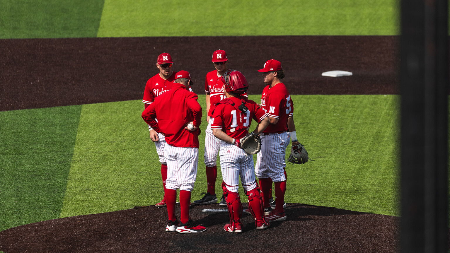 Husker baseball surrenders six-run rally in eighth inning, loses second ...