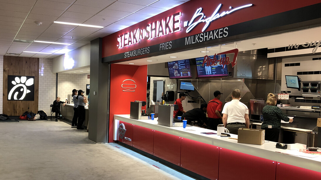 Only Steak 'n Shake in Nebraska closes as UNL revamps food court