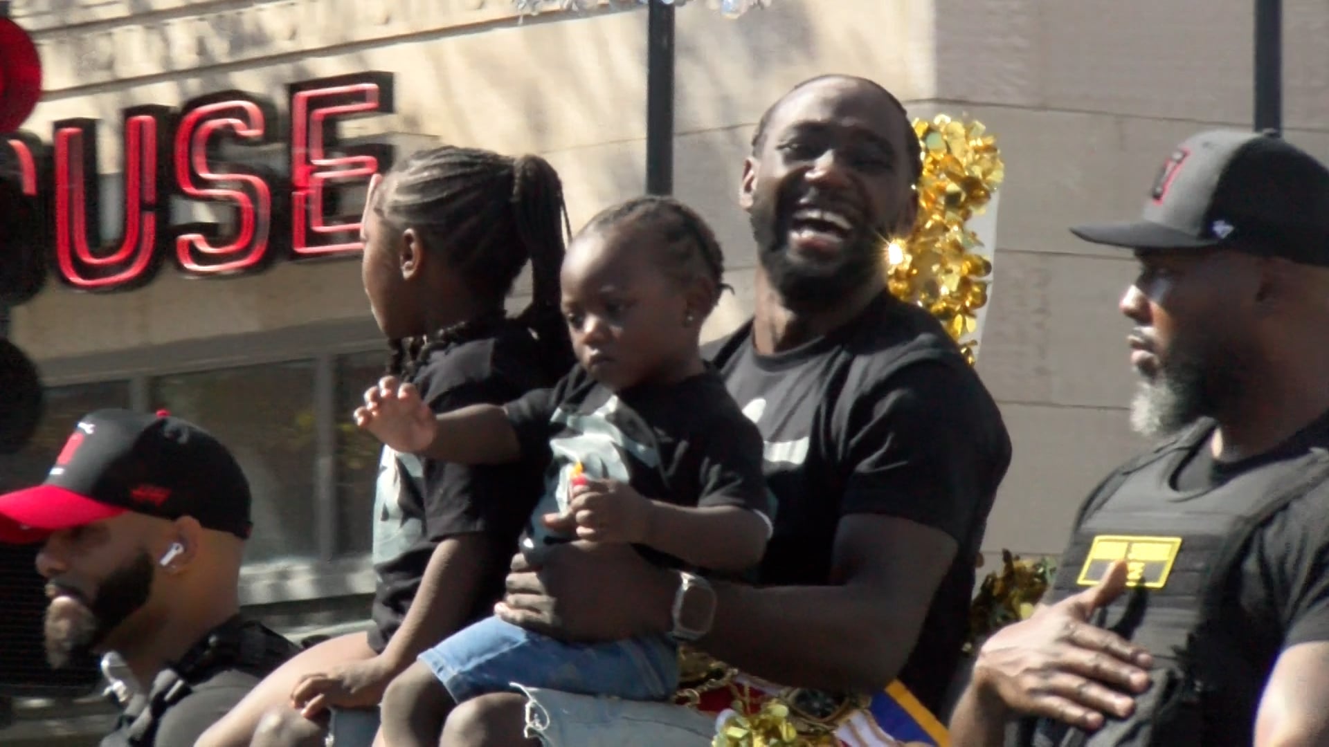 'He represents Omaha': Fans line the streets for Terence "Bud" Crawford ...