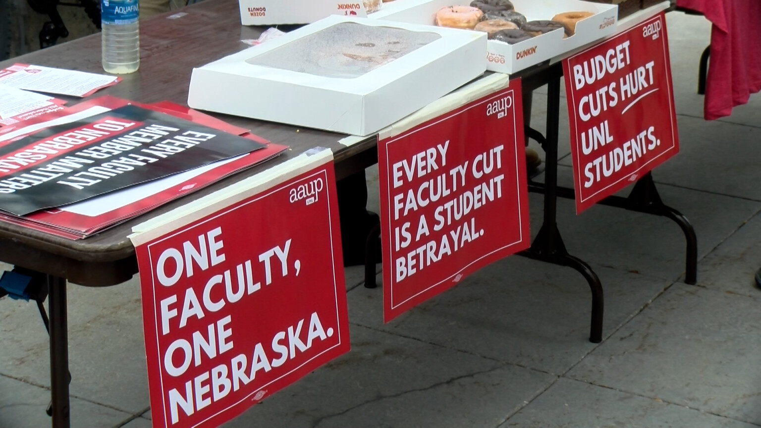 UNL students, professors hold demonstration as $27.5 million budget cut ...