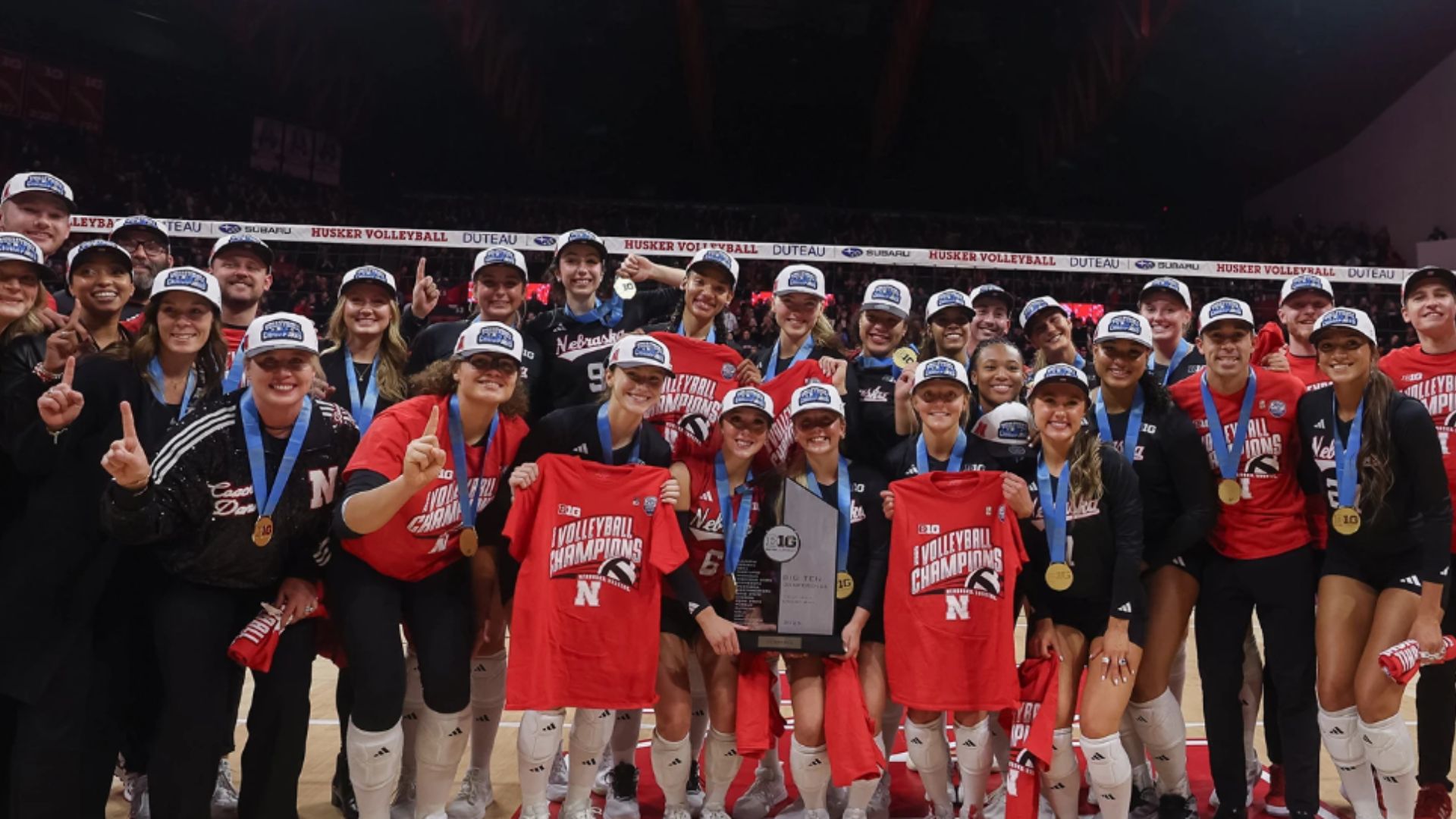 Bergen Reilly, Dani Busboom Kelly headline Big Ten volleyball ...