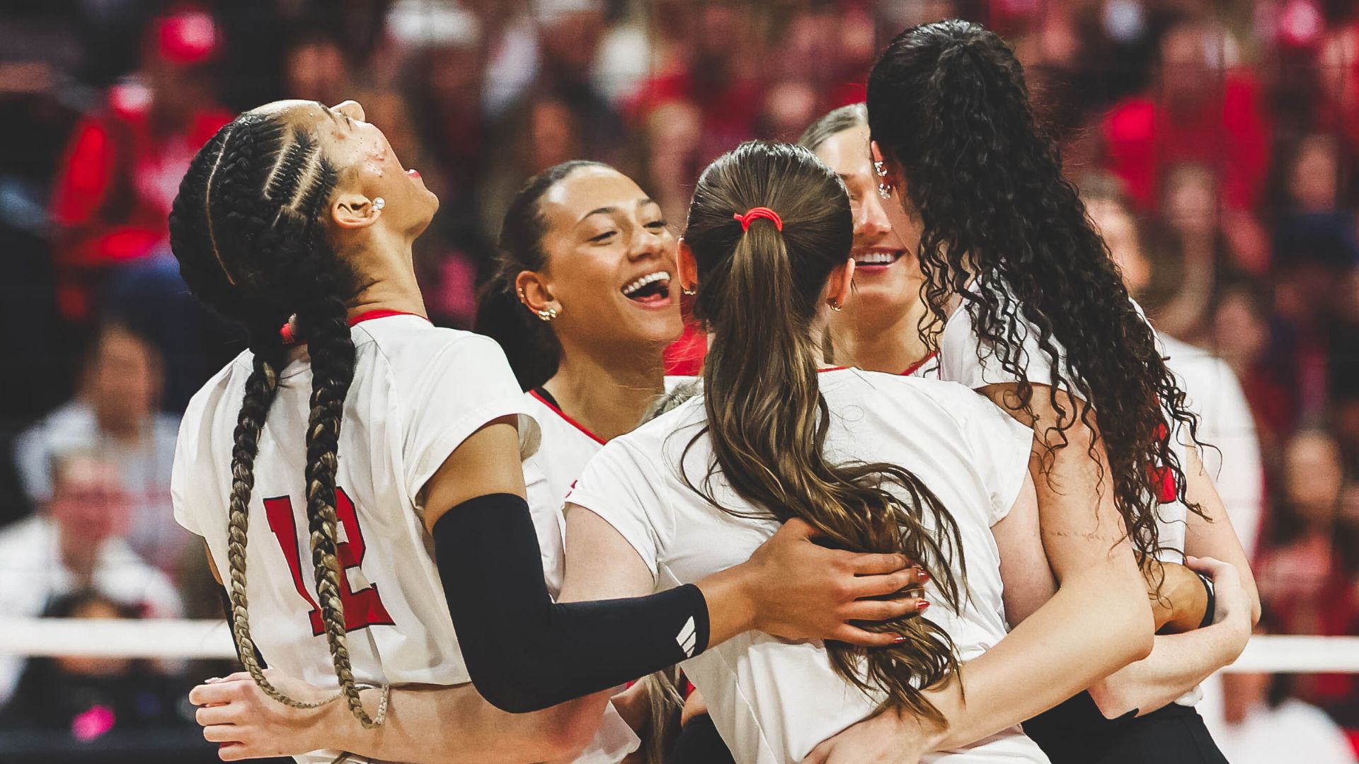 No. 1 Nebraska volleyball powers past Kansas, sets regional final date ...
