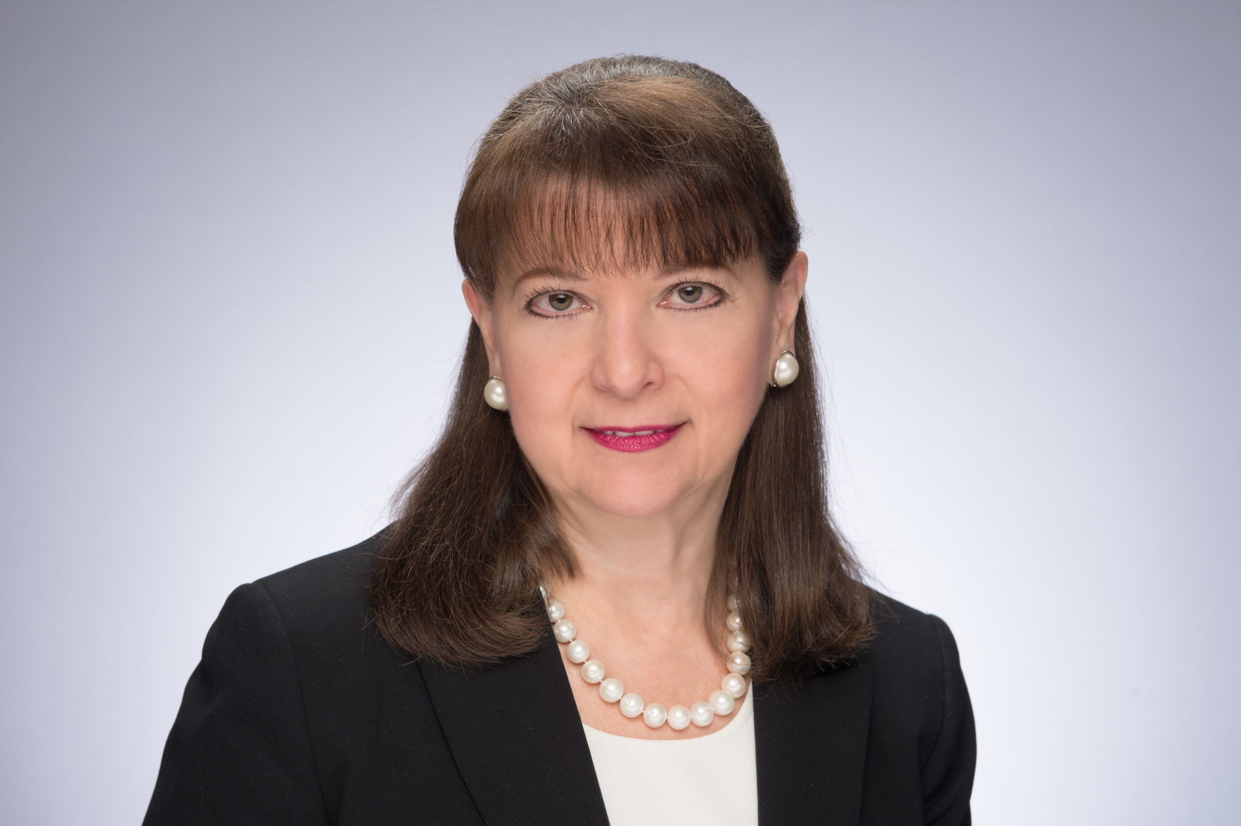 2021 Business Excellence Winner: Susan Martore-Baker of Cambridge Trust ...