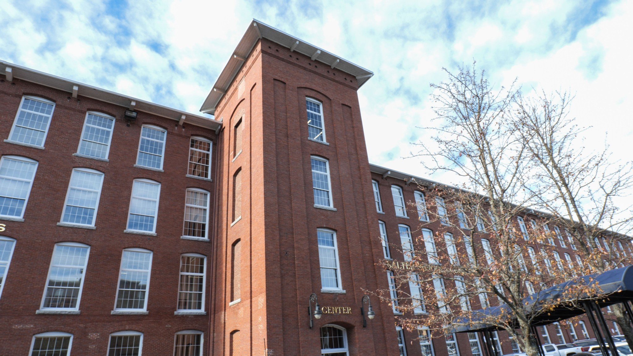 VC firm Alumni Ventures consolidates offices in Manchester Millyard ...