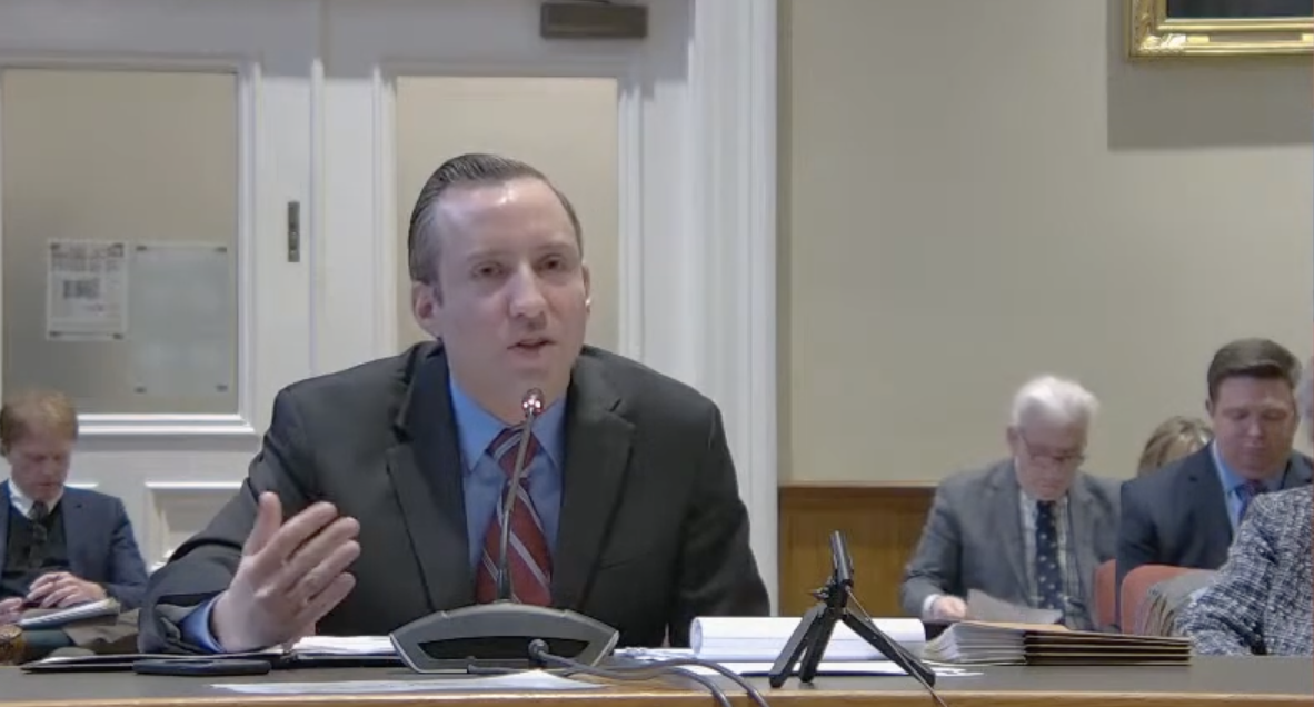 Legal briefs from around New Hampshire - NH Business Review