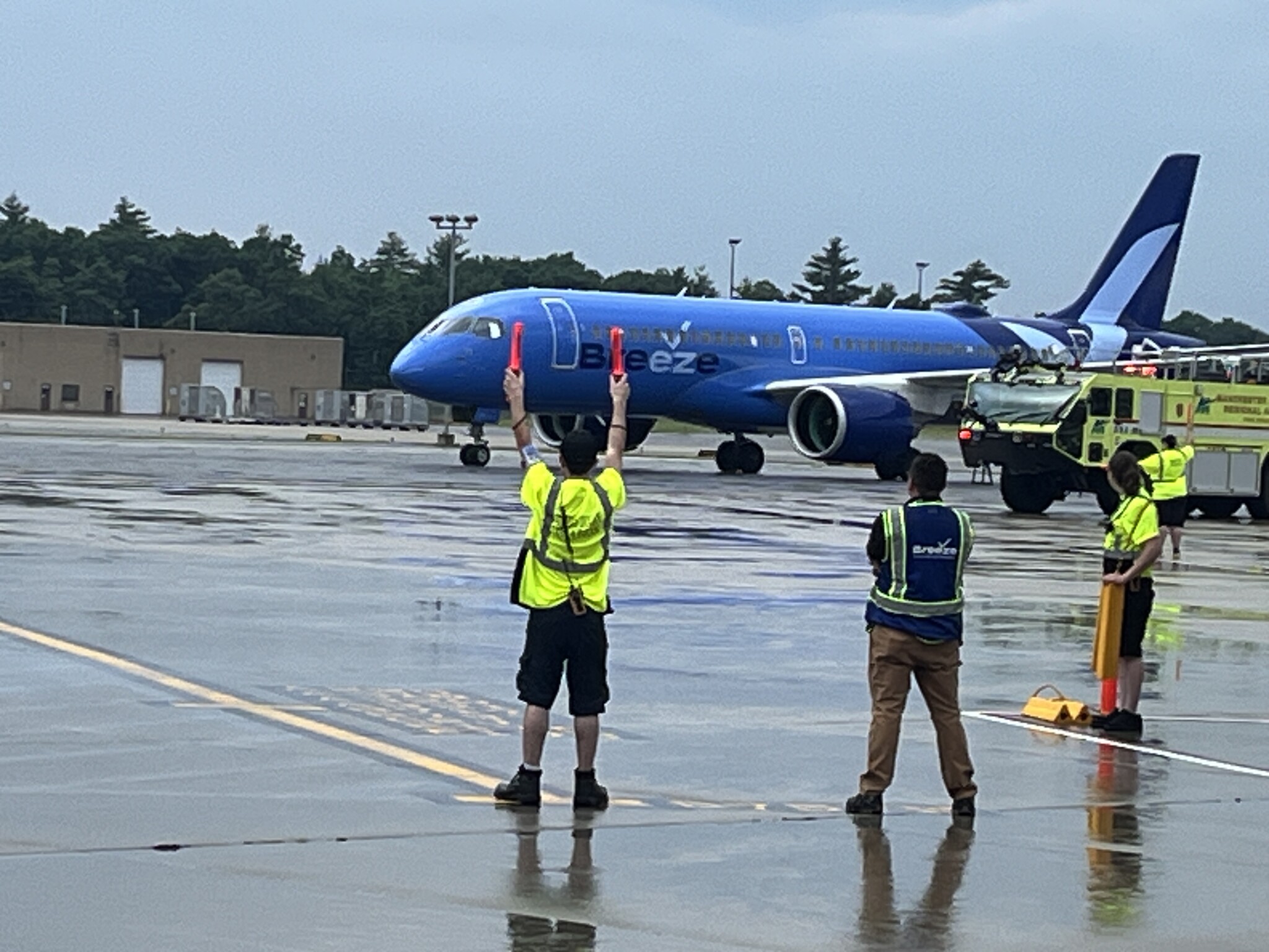 Breeze Airways launches new nonstop route from Manchester to Myrtle ...