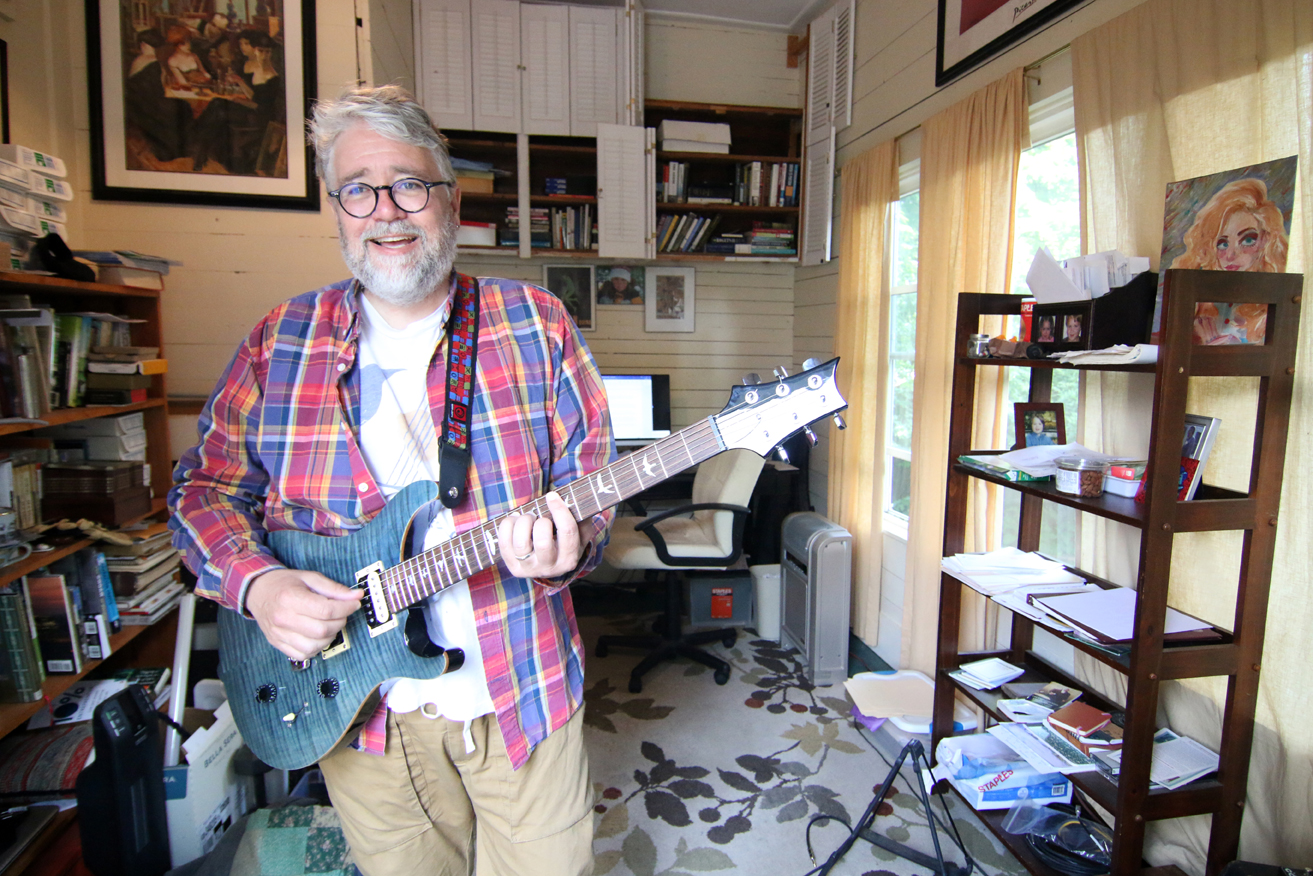 What is the gig economy|!!| and how does it work?