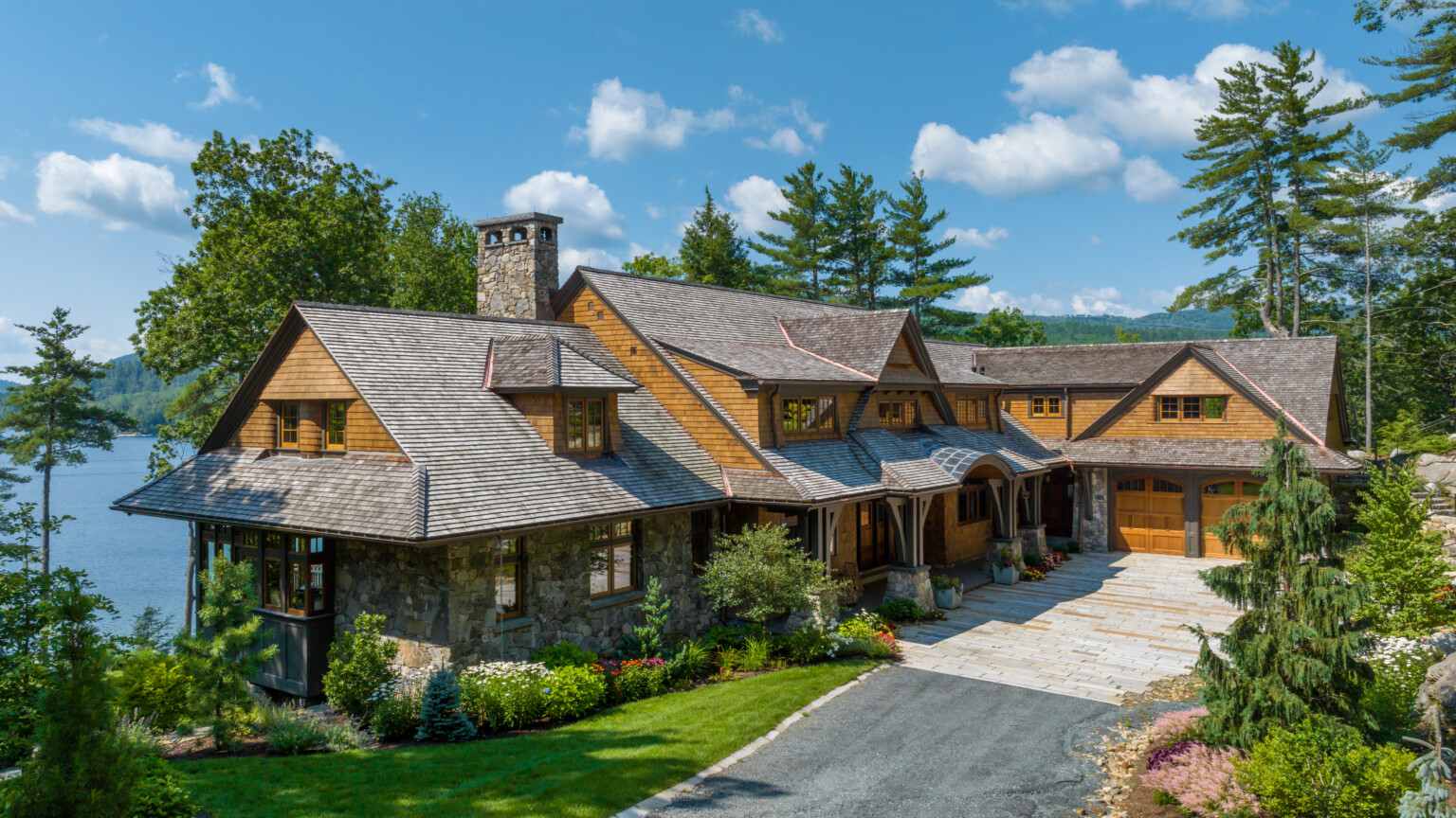 2023 Architectural Design: Traditional Winner: Big Grey Rock - New Hampshire Home Magazine