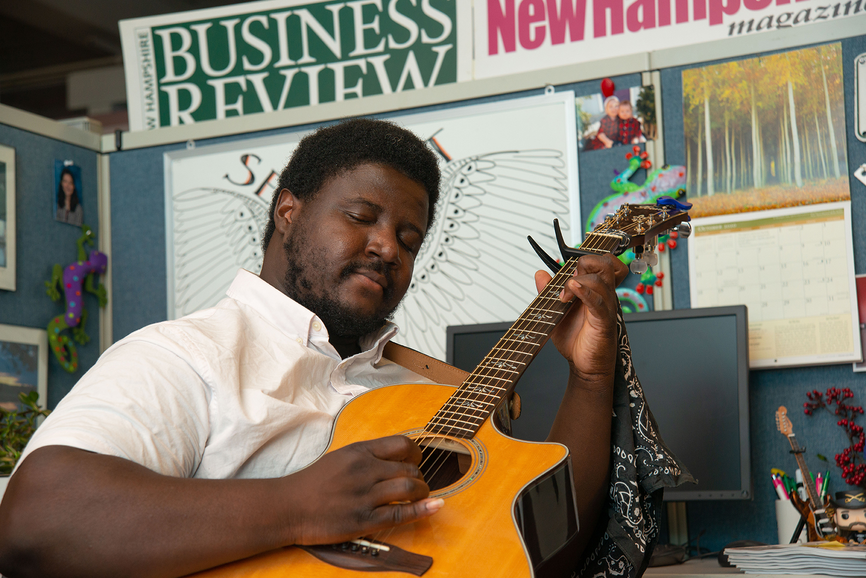 Cubicle Concerts: Senie Hunt - New Hampshire Magazine