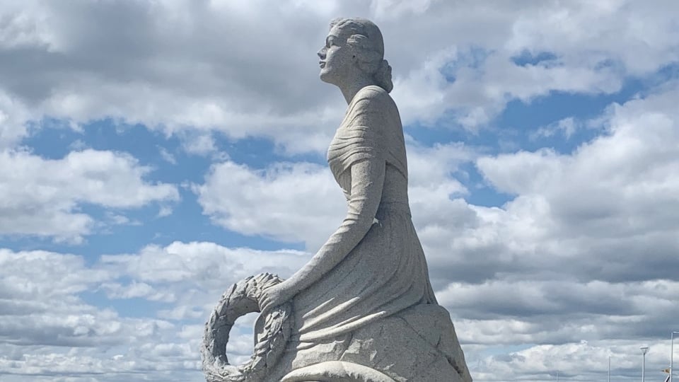 "Eternal Watch" at Hampton Beach - New Hampshire Magazine