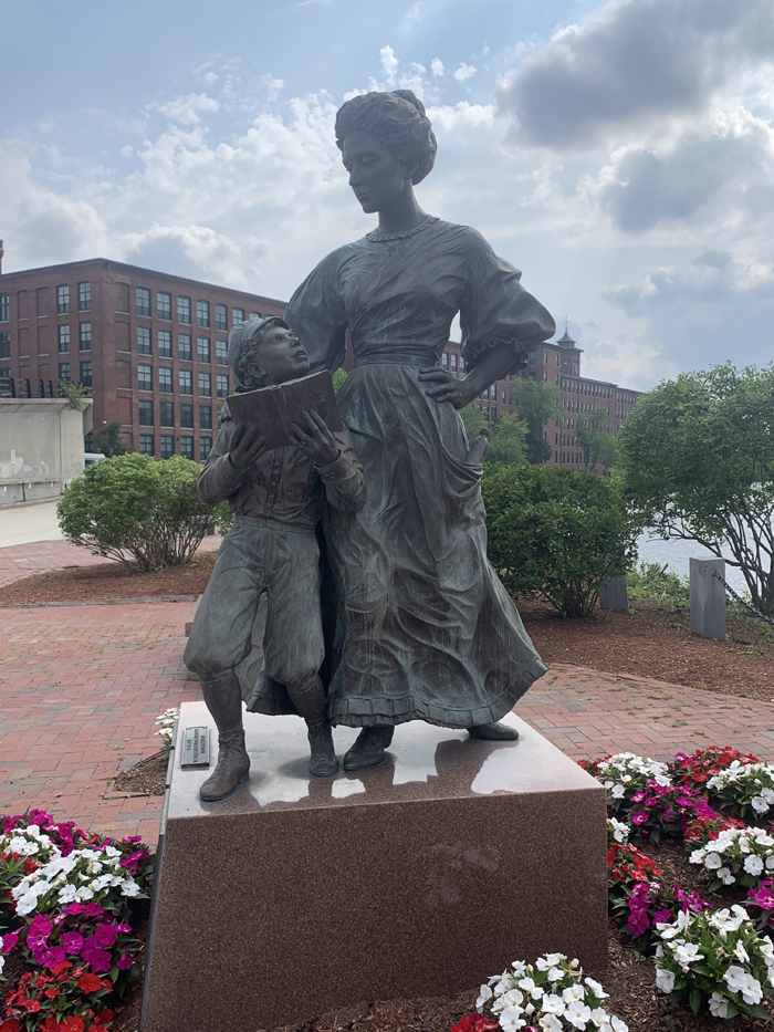 Strength in Bronze: La Dame de Notre Renaissance Francaise - New ...