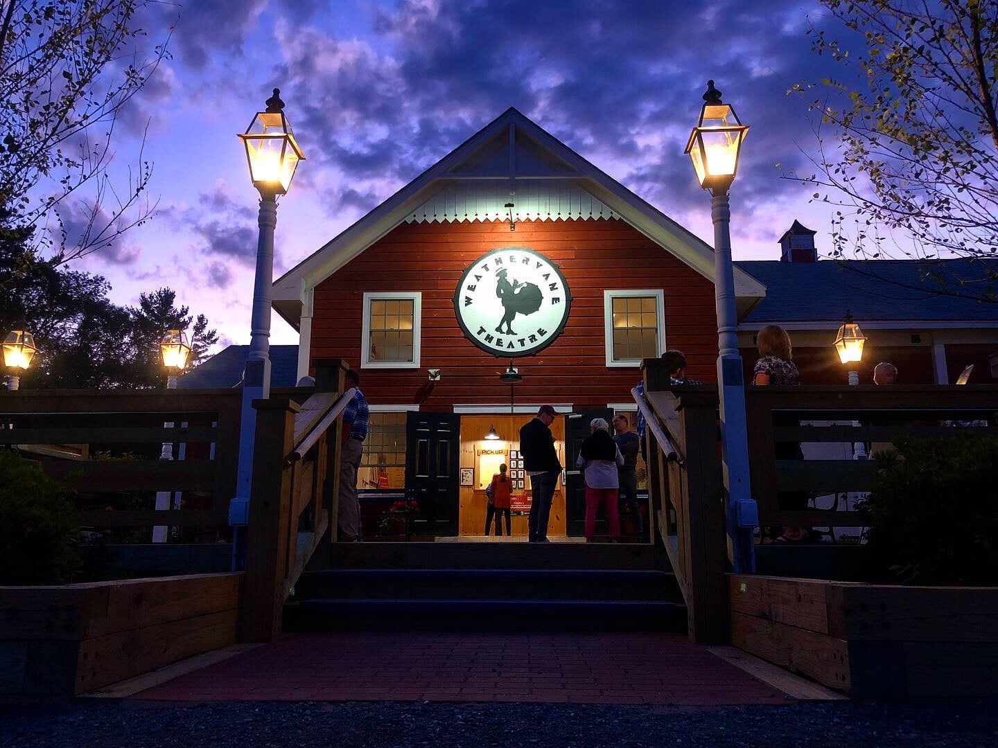 Behind the Curtain: Weathervane Theater - New Hampshire Magazine