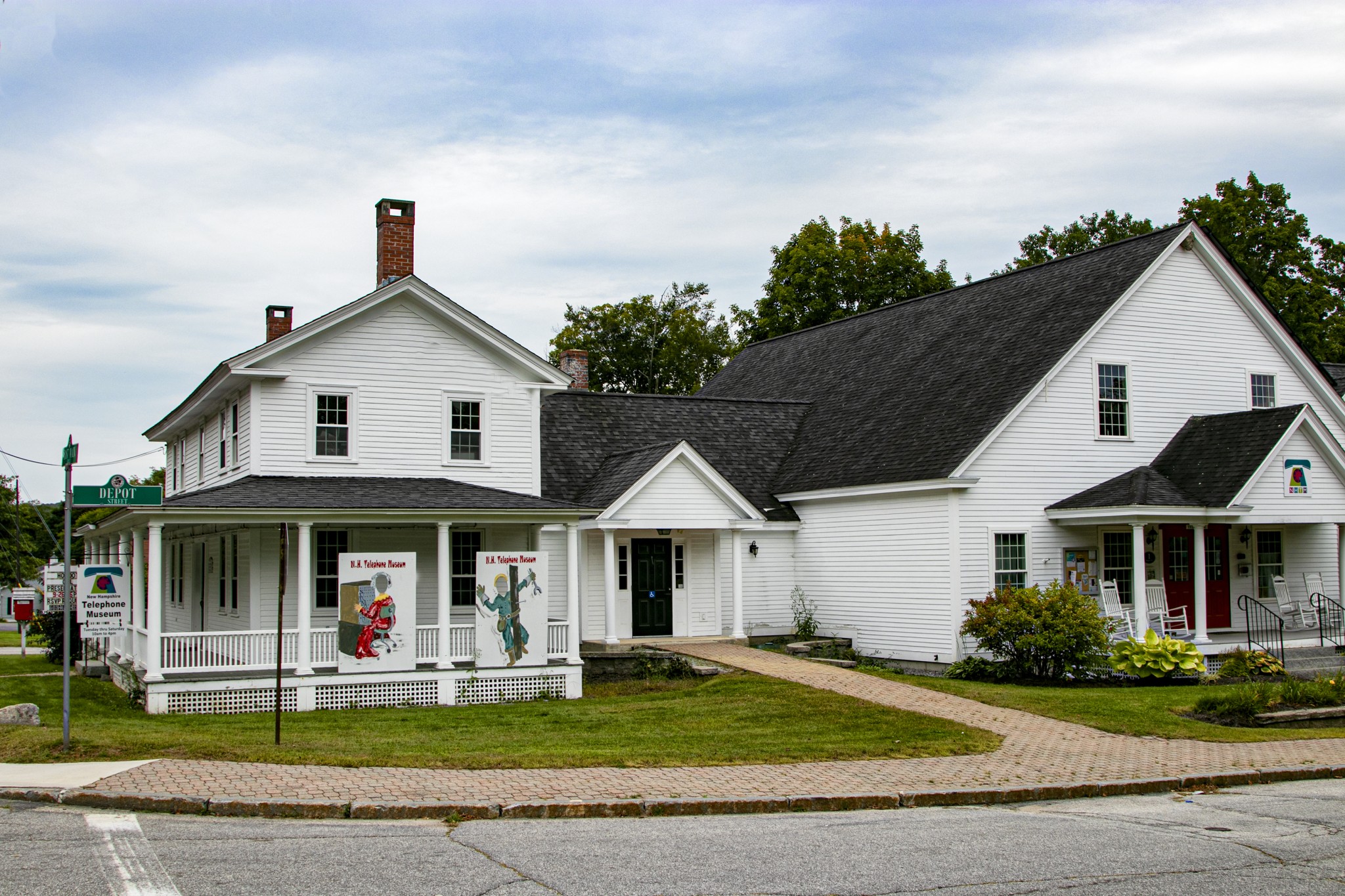 Winding Through Warner - New Hampshire Magazine