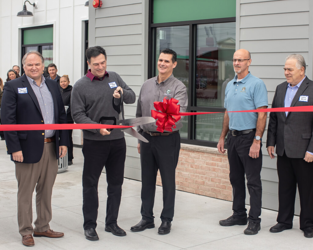 A Beef Apart: Kelly’s Roast Beef Expands into New Hampshire - New ...