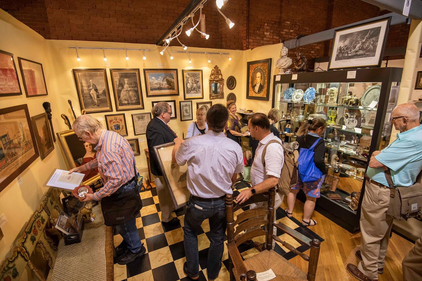 Antique Alley - New Hampshire Magazine