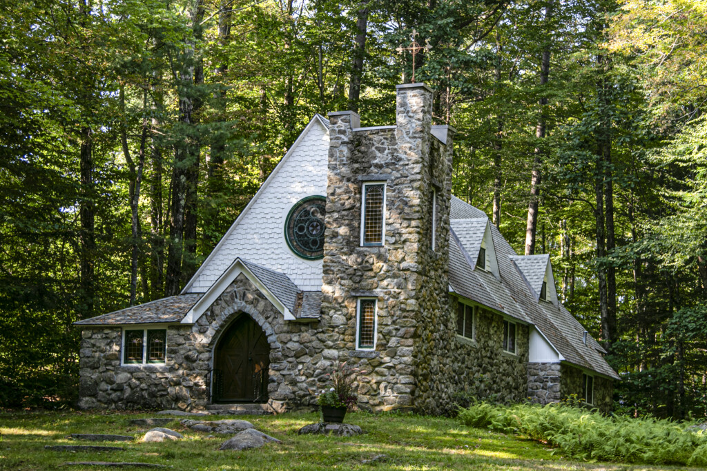 Sunapee: Exploring This Charming Town - New Hampshire Magazine