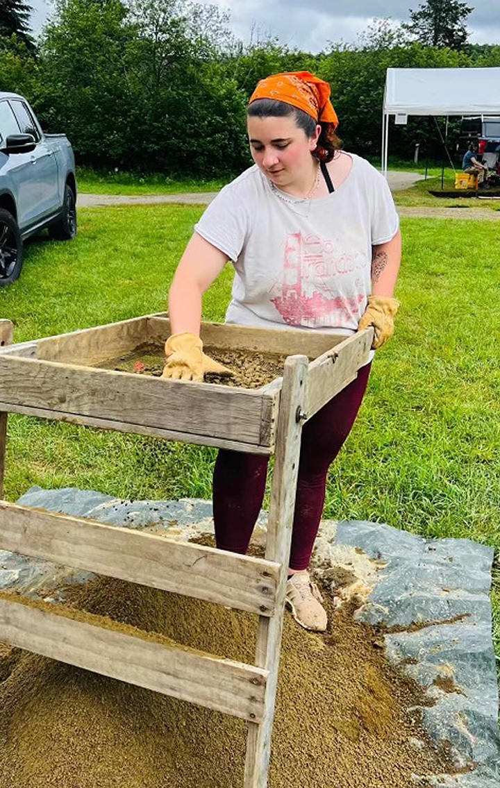 Digging into Native American History - New Hampshire Magazine