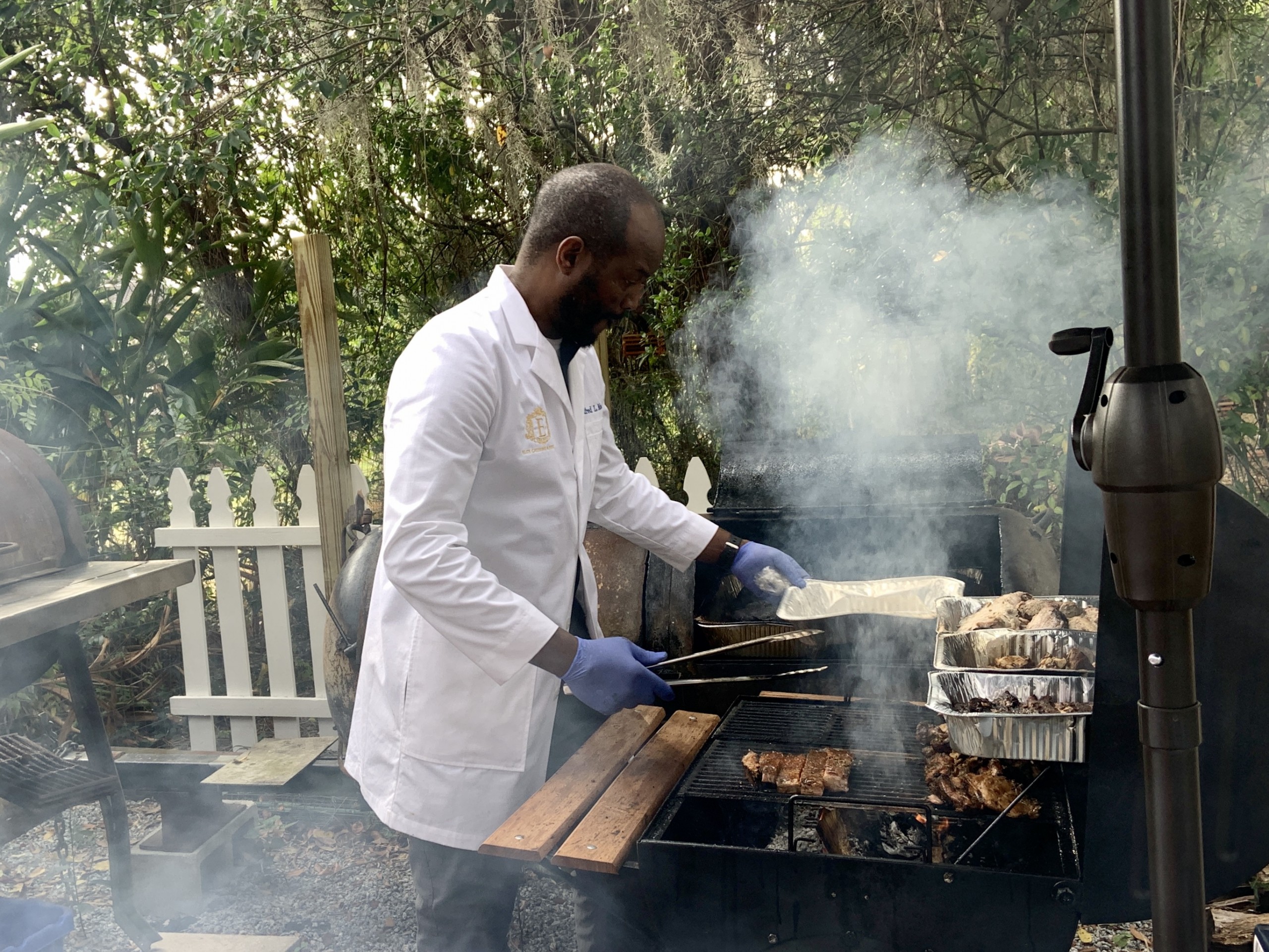 Munchie’s Live BBQ Is Just the Escape You Need Right Now - Orlando Magazine