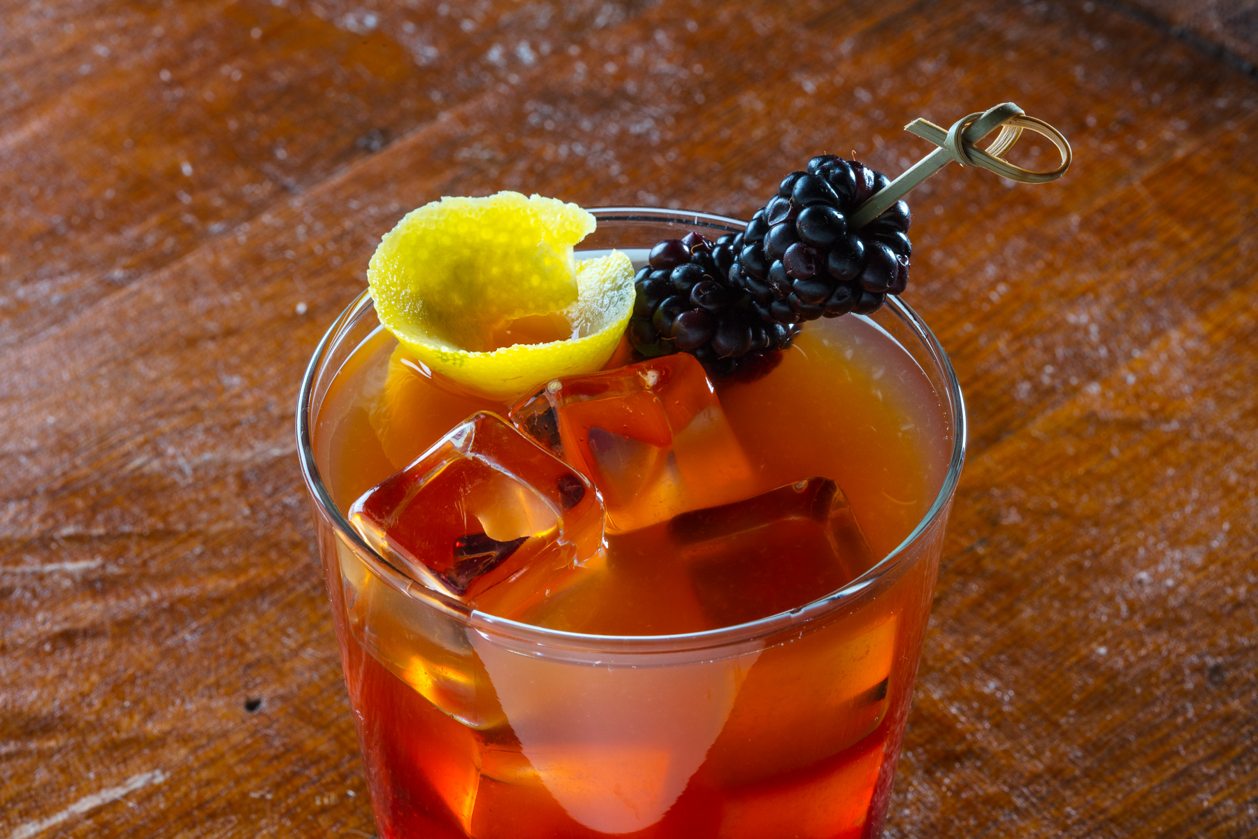 7 Great Cocktail Recipes for Your Next Backyard Gathering - Orlando ...