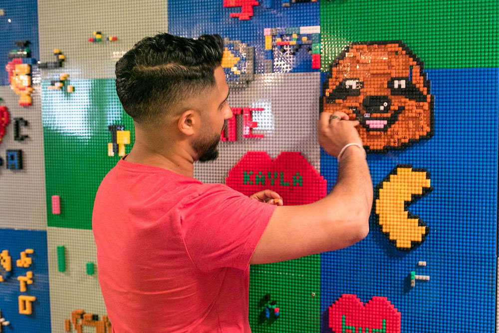 Pittsburgh Hosts LEGO Pop-Up Bar This Weekend | Pittsburgh Magazine