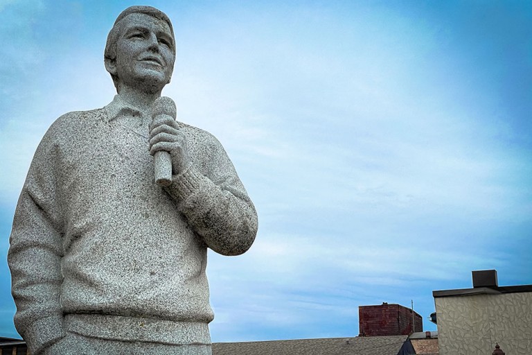 11 Roadside Attractions to Wow You | Pittsburgh Magazine