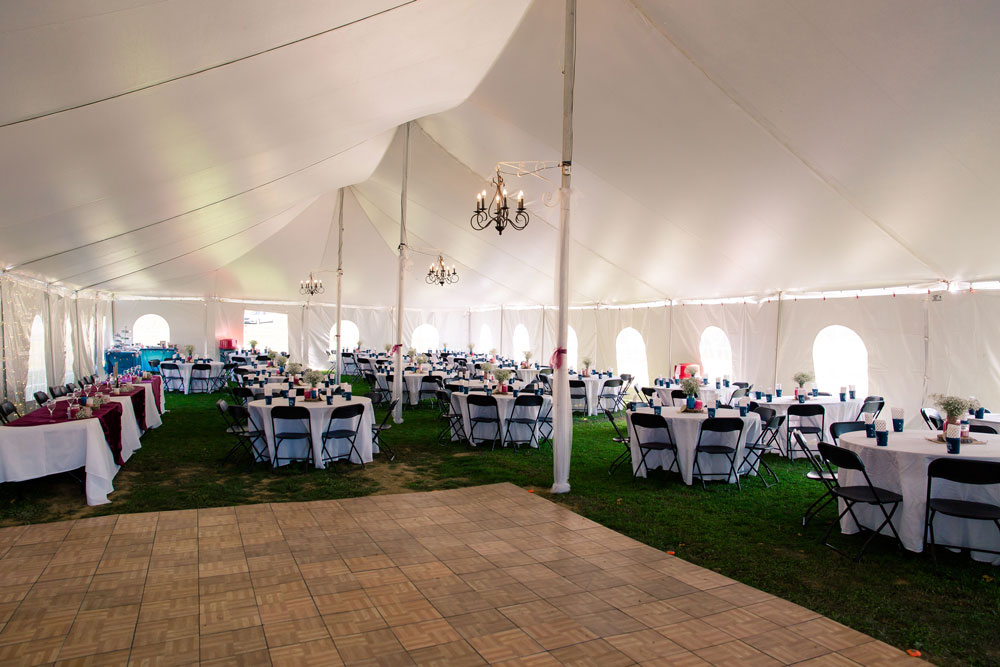 For Erin and Levi, Pulling off Their Wedding Revamp Was a Family Feat ...