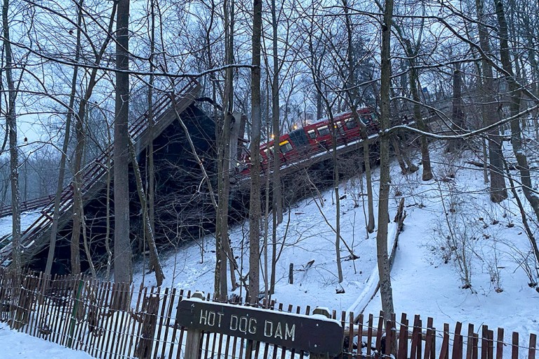 Photo Gallery: Forbes Avenue Bridge Collapse | Pittsburgh Magazine