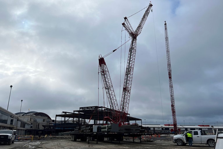 Pittsburgh International Airport's Ambitious New Terminal is Well Under ...