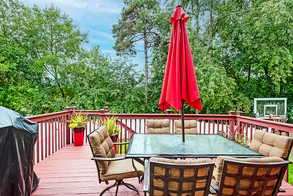 There's Plenty of Room at This All-Brick Stanton Heights Home ...