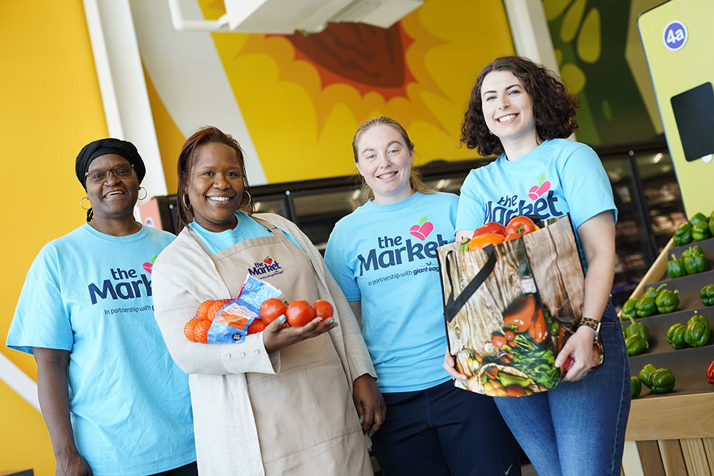 Shopping With Dignity at The Pittsburgh Food Bank's New Market ...