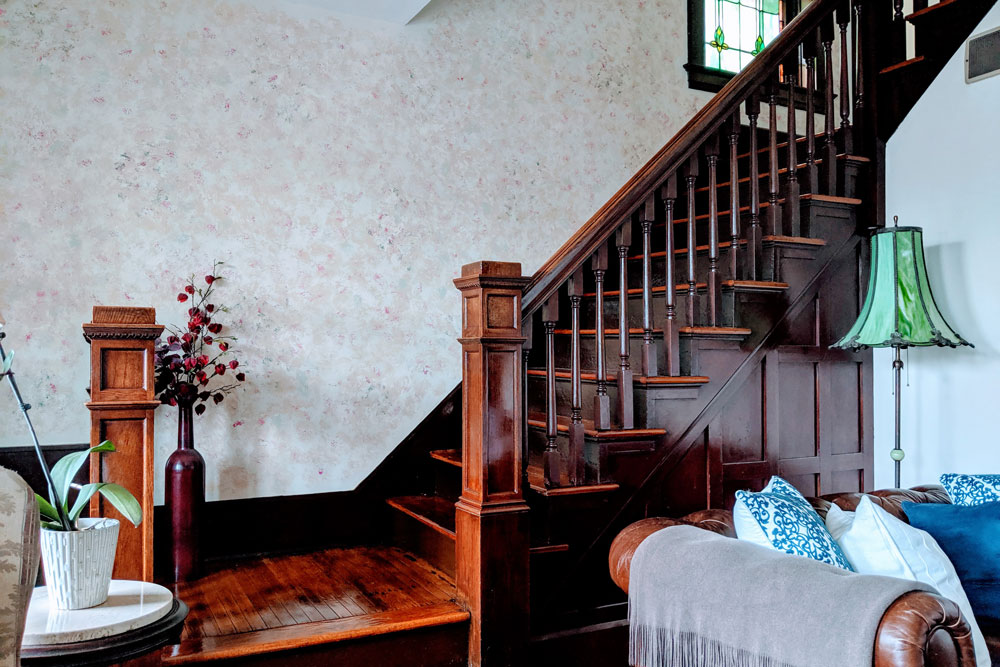 Go On, Be Nebby with the Architecturally Diverse Bellevue House Tour ...