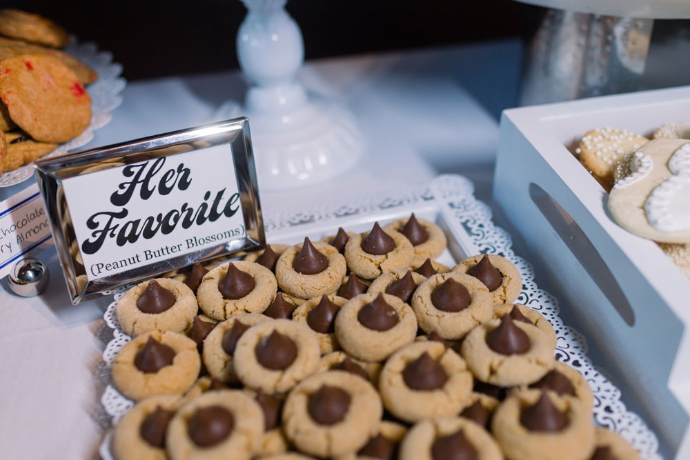 Cookie Table Contest Winner: Lindsey and David Continue the Tradition ...