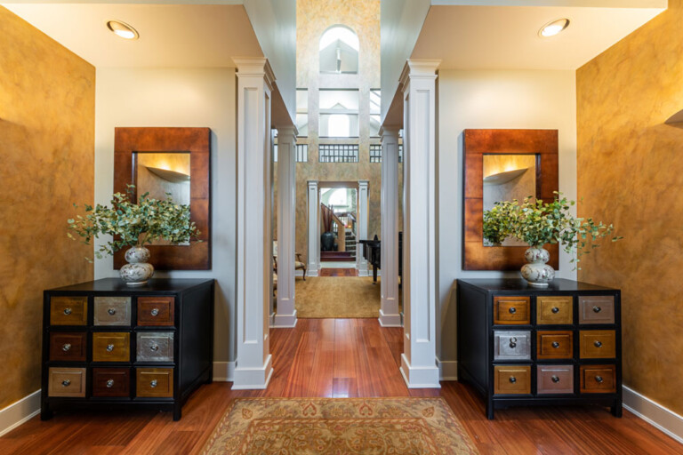 Here's Your Chance to Own an "Artistic" Homebuilder's House ...