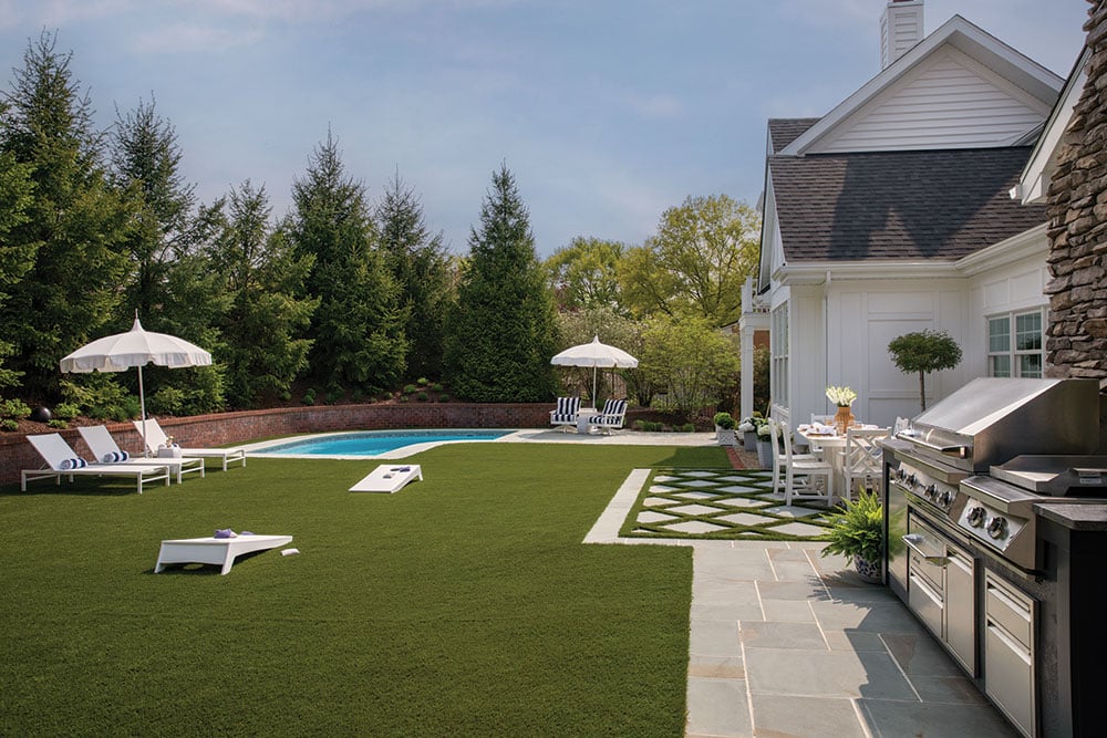 Clever, Customized Details Make This Outdoor Space Perfect for The ...
