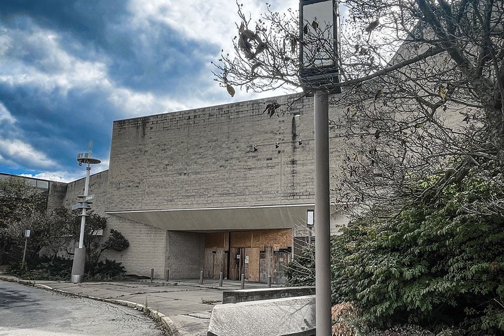 What Happened? An Obituary for Century III Mall | Pittsburgh Magazine