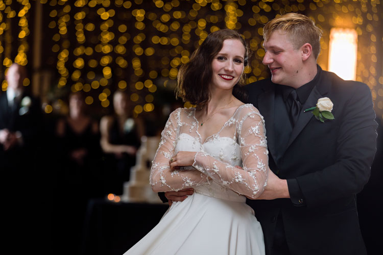 These Ballet Dancers Danced in the New Year at Their Wedding ...