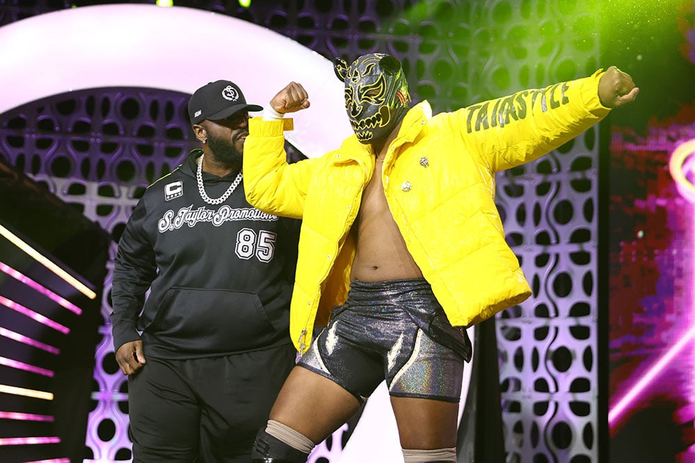 Pittsburgh Native Wrestling Champ Lee Moriarty Keeps Fighting — and ...