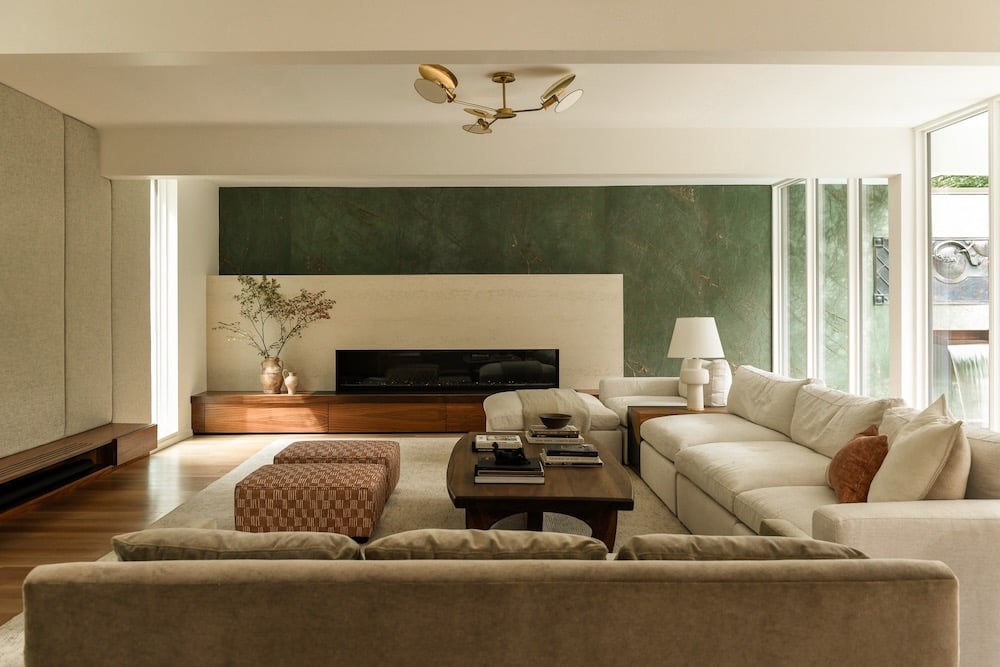 Best of Design 2025: A Mid-Century Modern Home That Blends the Indoors ...