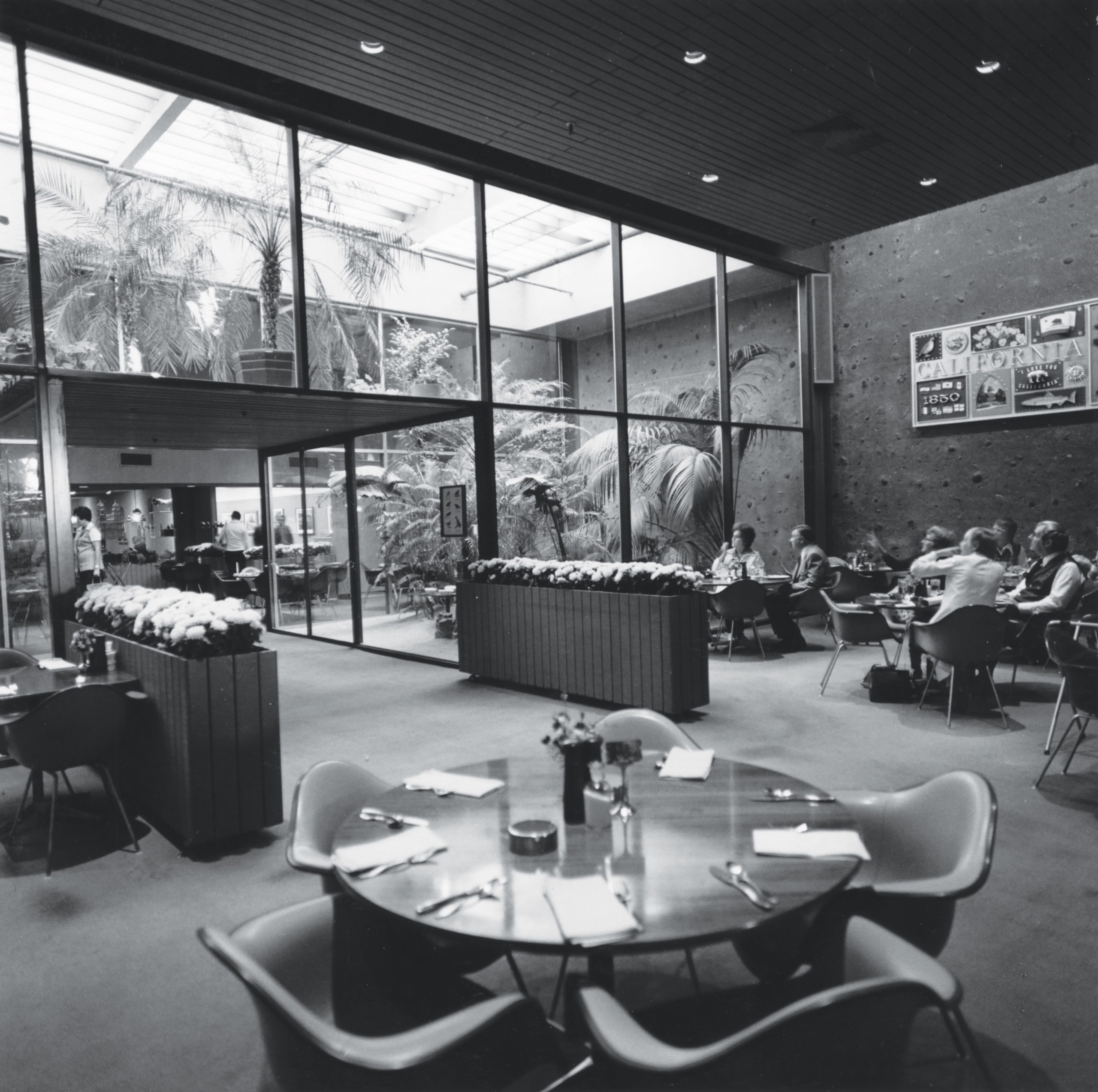 Nut Tree Forever - Vacaville's Nut Tree at 100 - Sactown Magazine